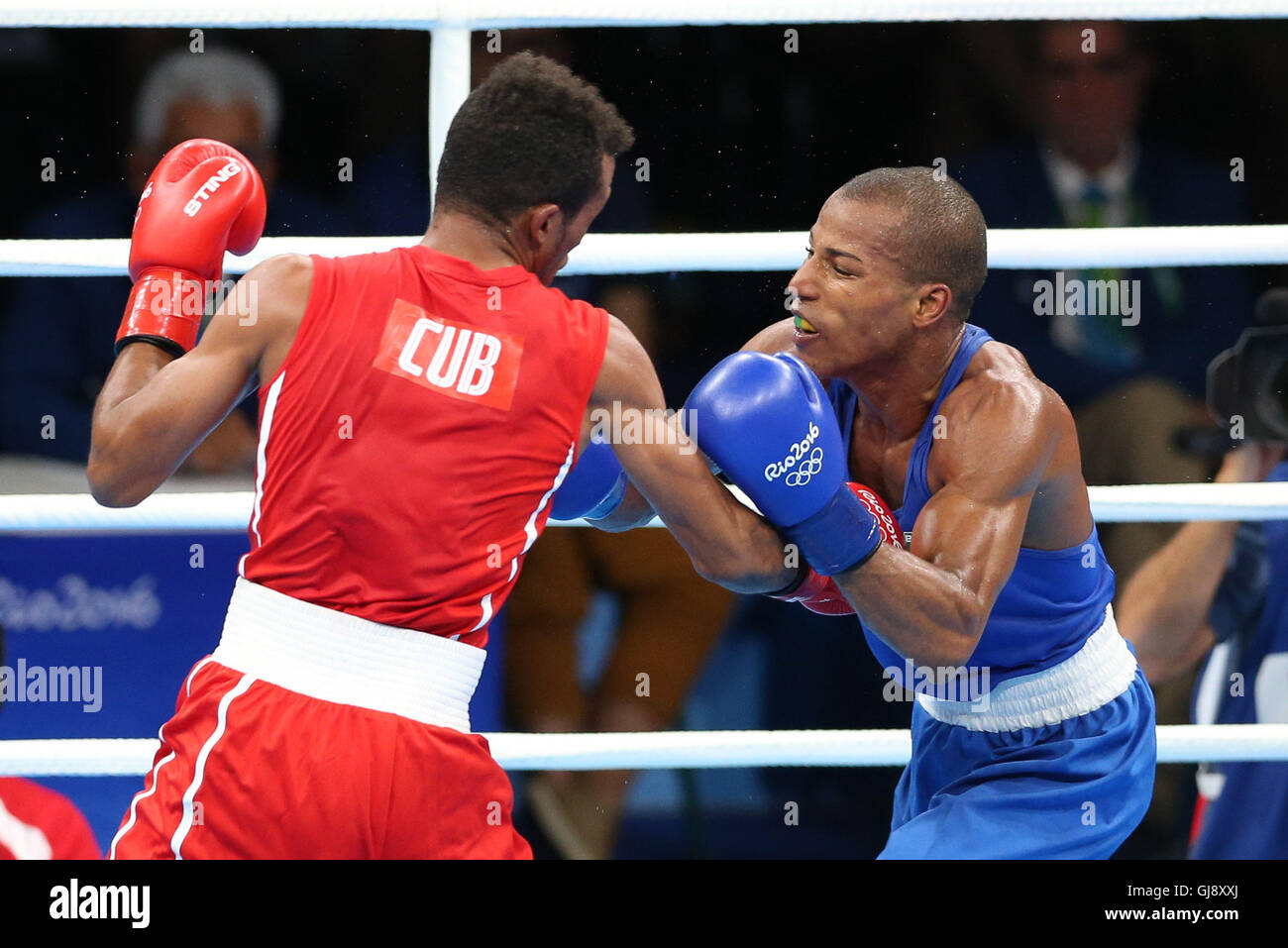 Mens boxe hi-res stock photography and images - Alamy