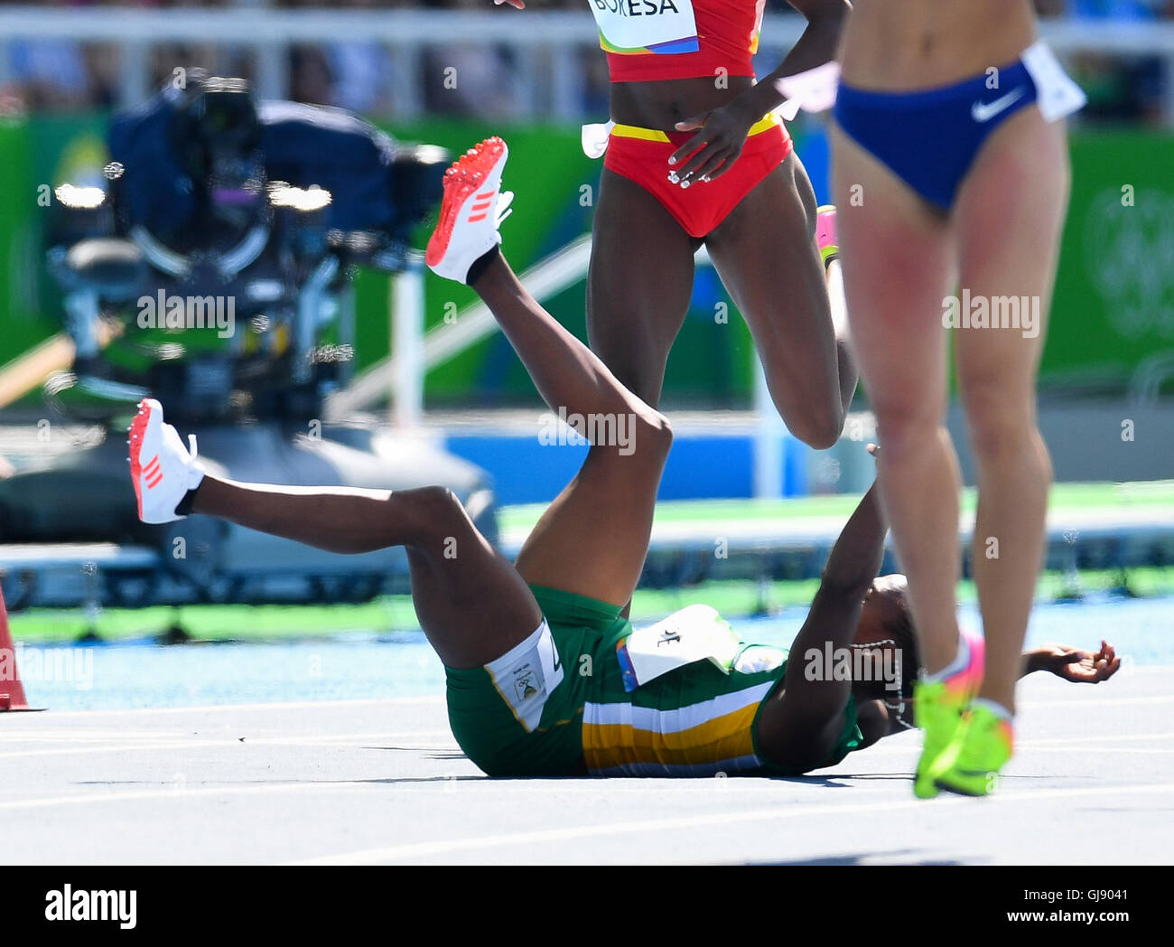 Heat One Olympic Stadium High Resolution Stock Photography and Images ...