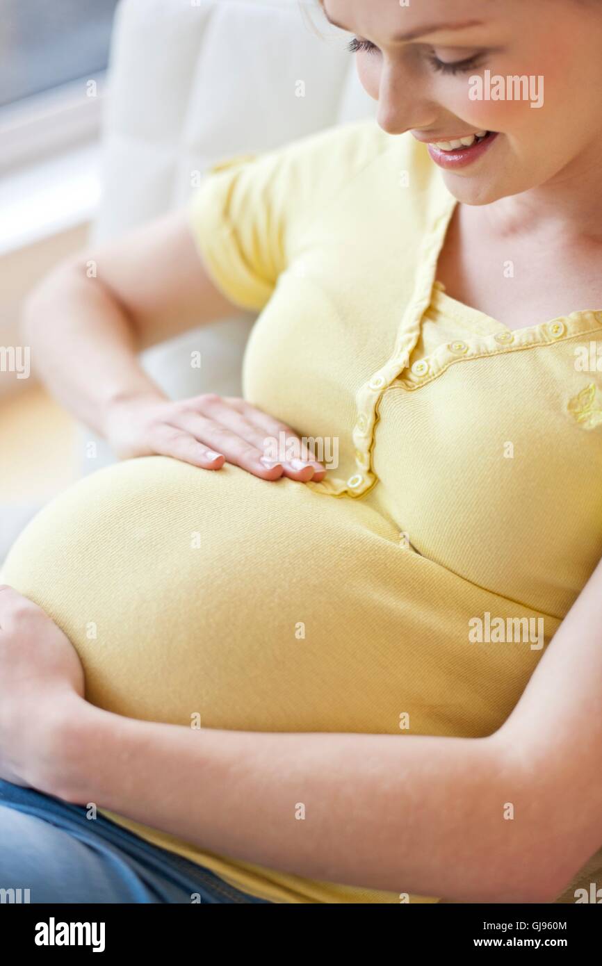 Pregnant woman model released hi-res stock photography and images - Alamy