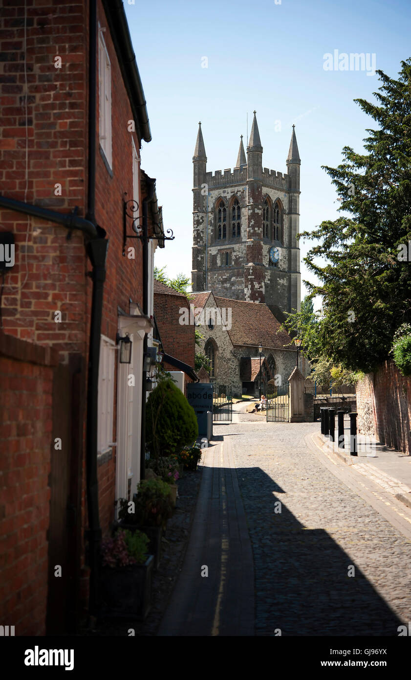 St andrews church farnham hi-res stock photography and images - Alamy