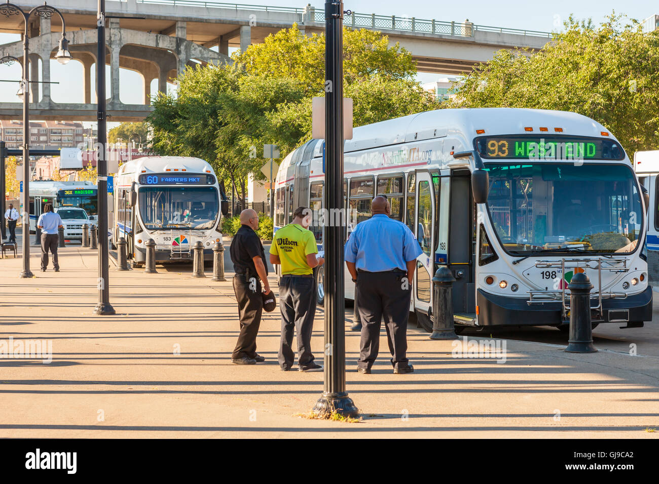 And other buses hi-res stock photography and images - Alamy