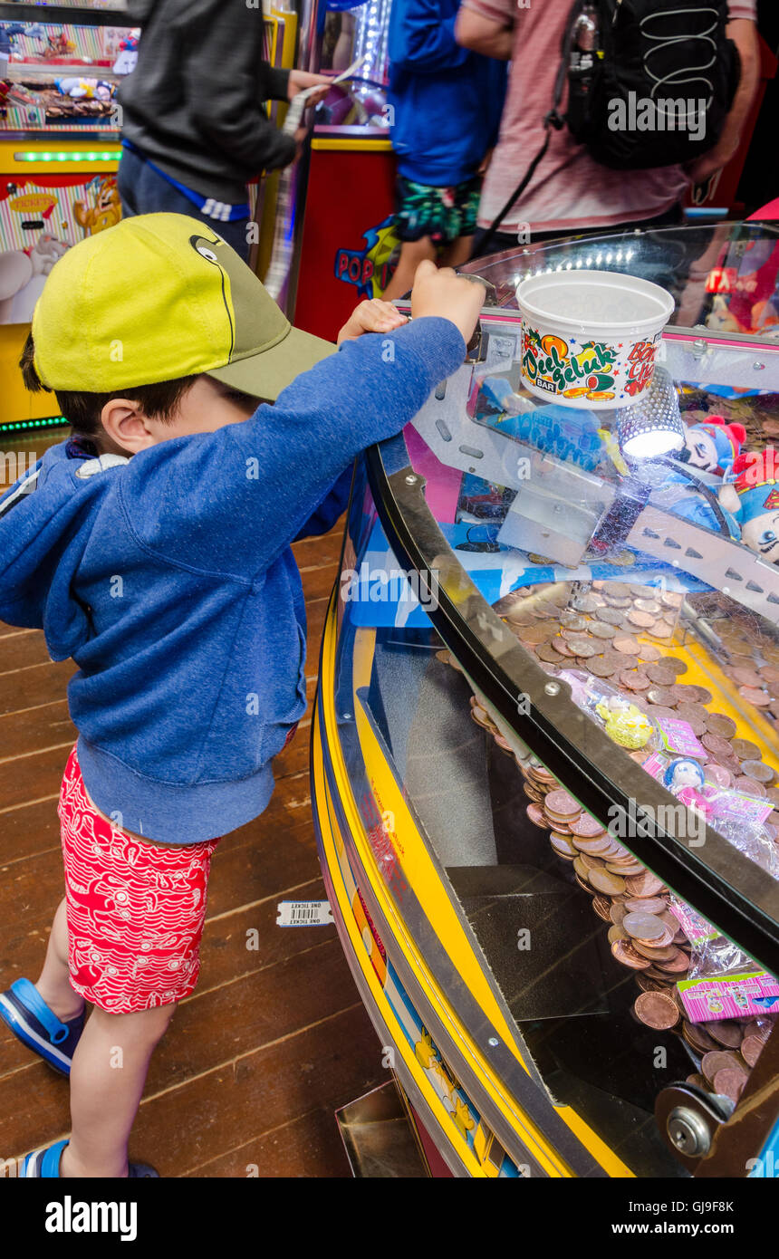 2p machine hi-res stock photography and images - Alamy