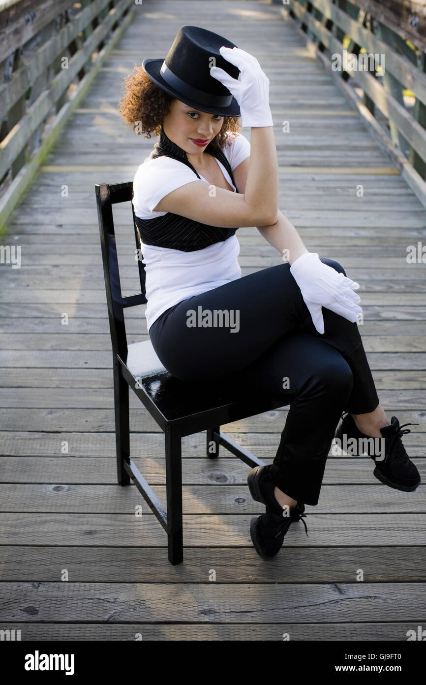 Bridge chair hi-res stock photography and images - Alamy