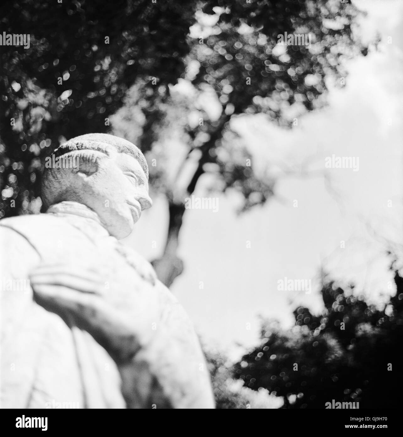 Silver monument Black and White Stock Photos & Images - Alamy