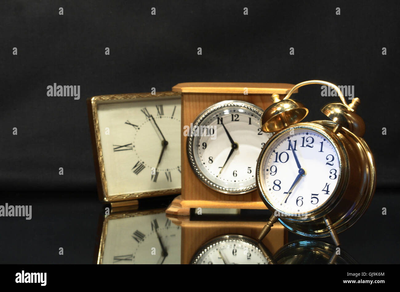 Time alarm clocks hi-res stock photography and images - Alamy