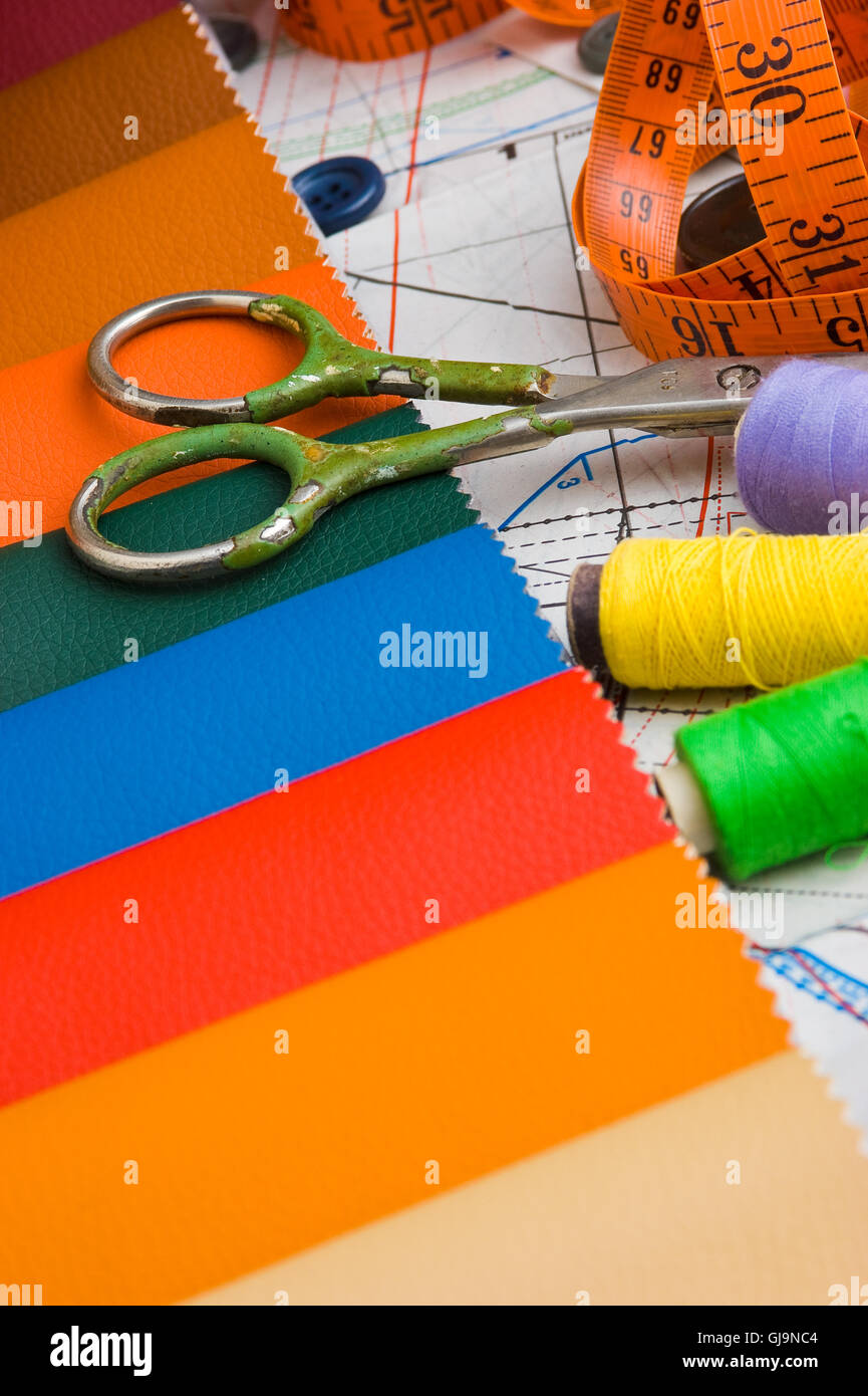 Tailor supplies hi-res stock photography and images - Alamy