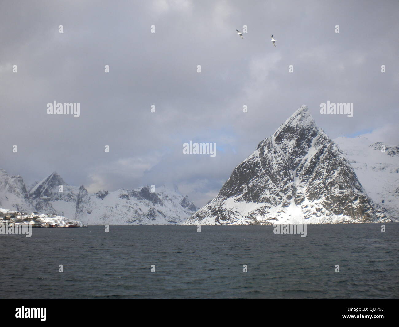 Lofoten fjell hi-res stock photography and images - Alamy