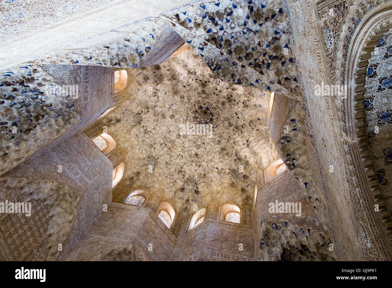 Dome of the Hall of the Abencerrajes, Alhambra Palace, Granada, Spain ...
