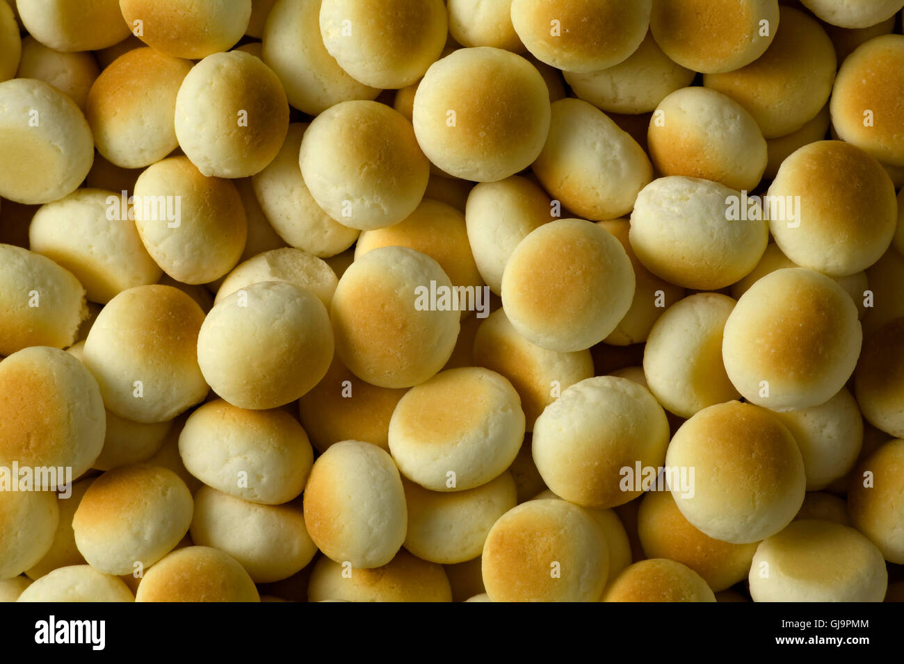 Round shape cracker hi-res stock photography and images - Alamy