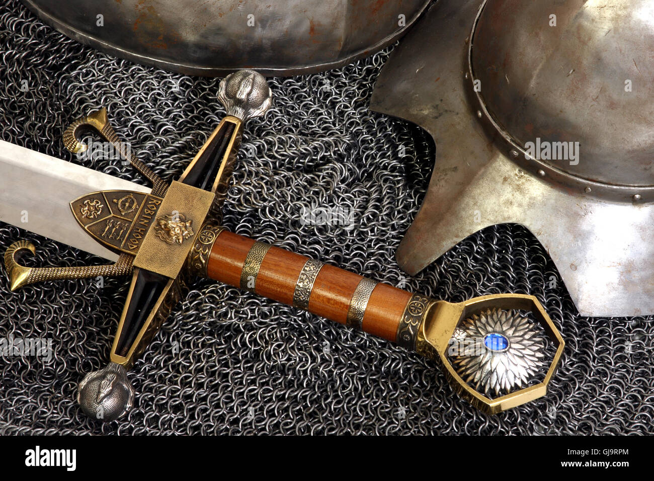 Rat on chain hi-res stock photography and images - Alamy