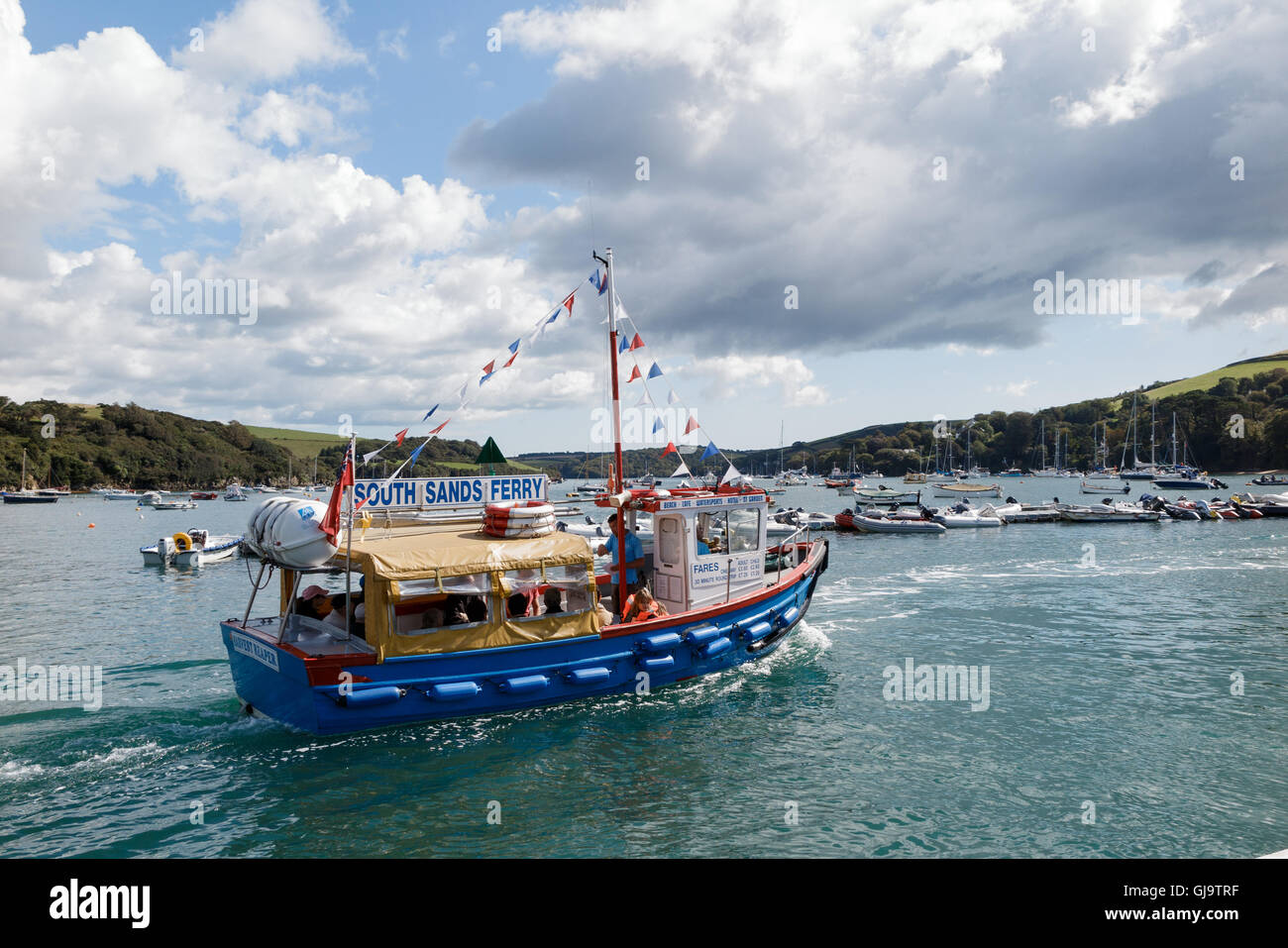 The South Sands Ferry leaving Salcombe in South Devon Stock Photo - Alamy