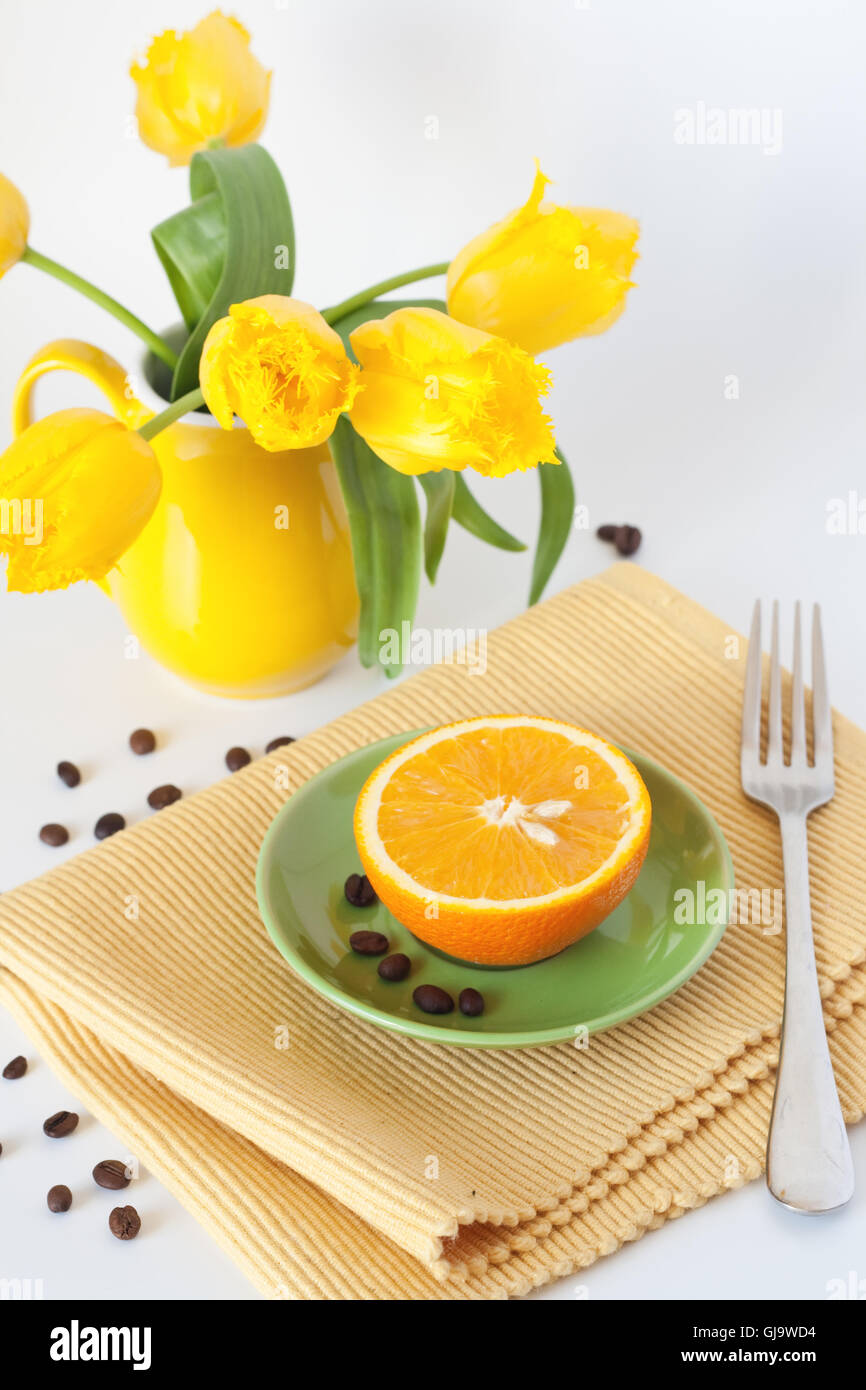 Juicy oranges for breakfast Stock Photo - Alamy