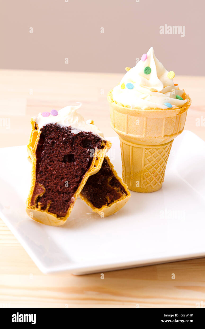 Fat kid ice cream hi-res stock photography and images - Alamy