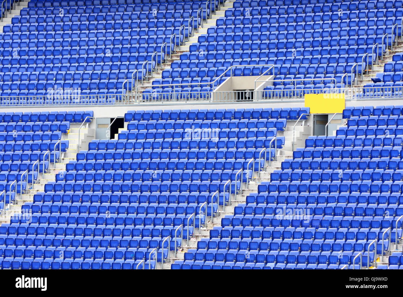 empty seats in stadium Stock Photo - Alamy