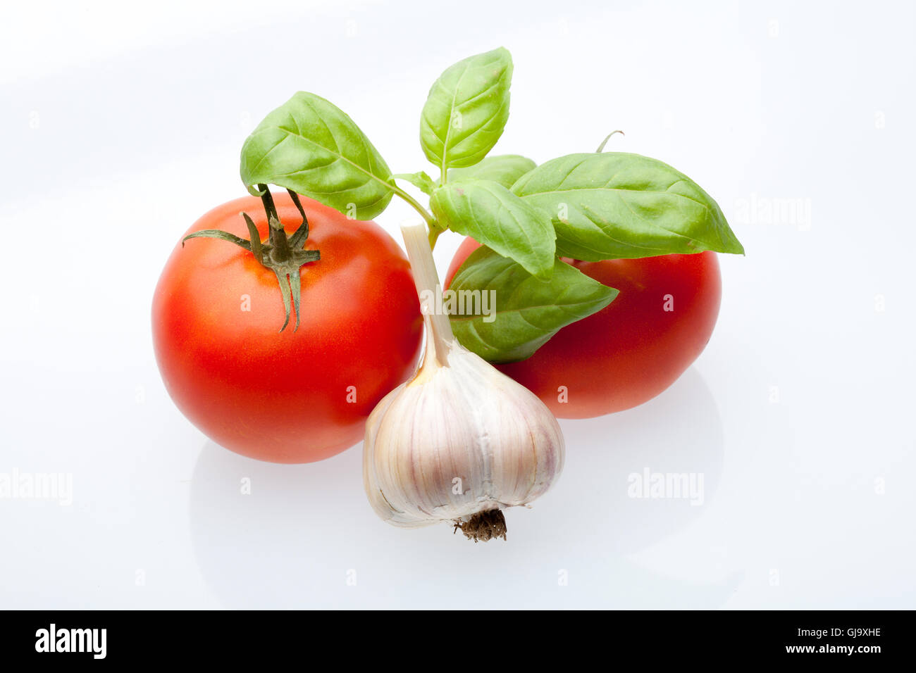 Tomato, mint and garlic Stock Photo - Alamy