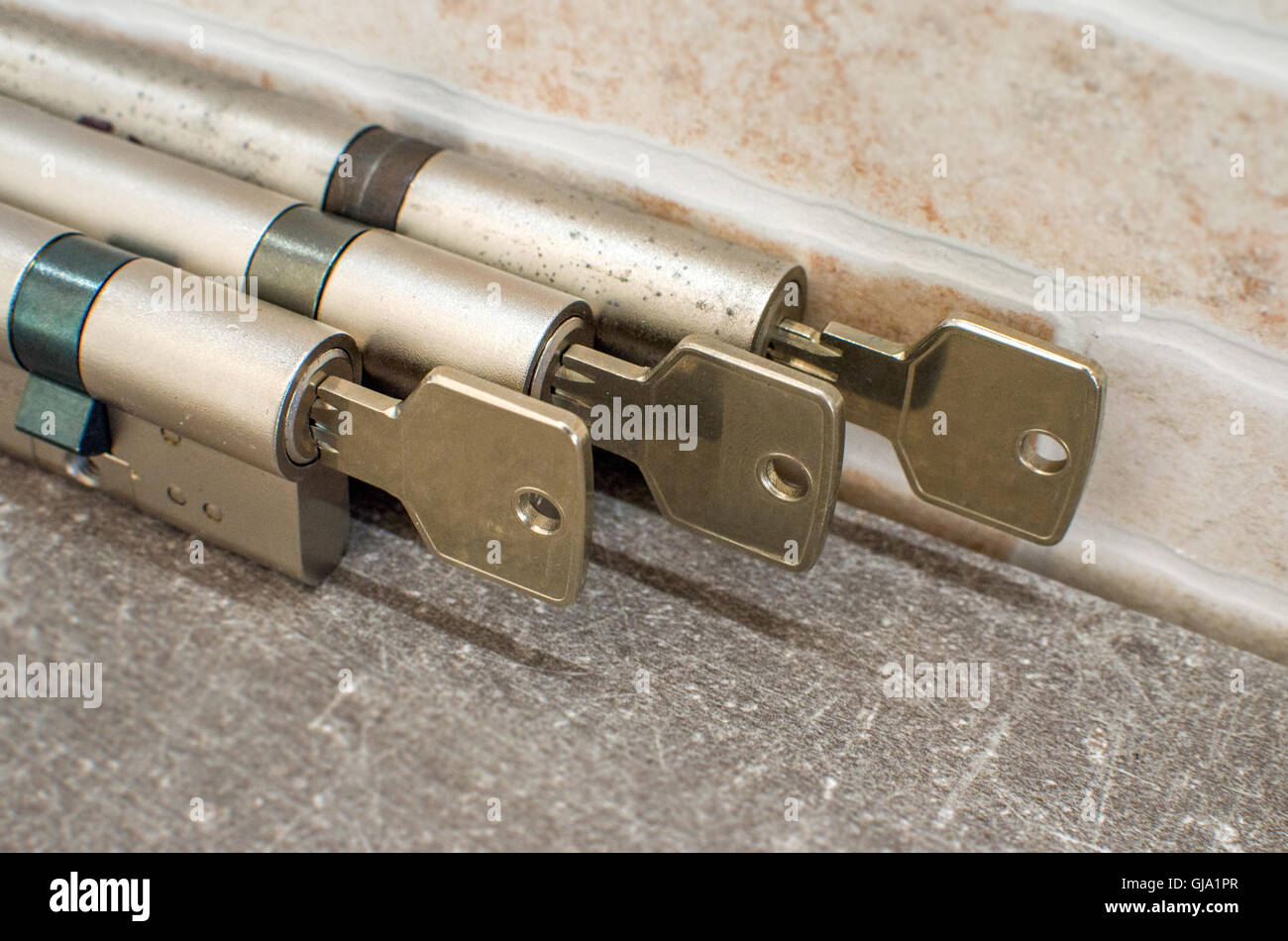 Cylinder lock hi-res stock photography and images - Alamy