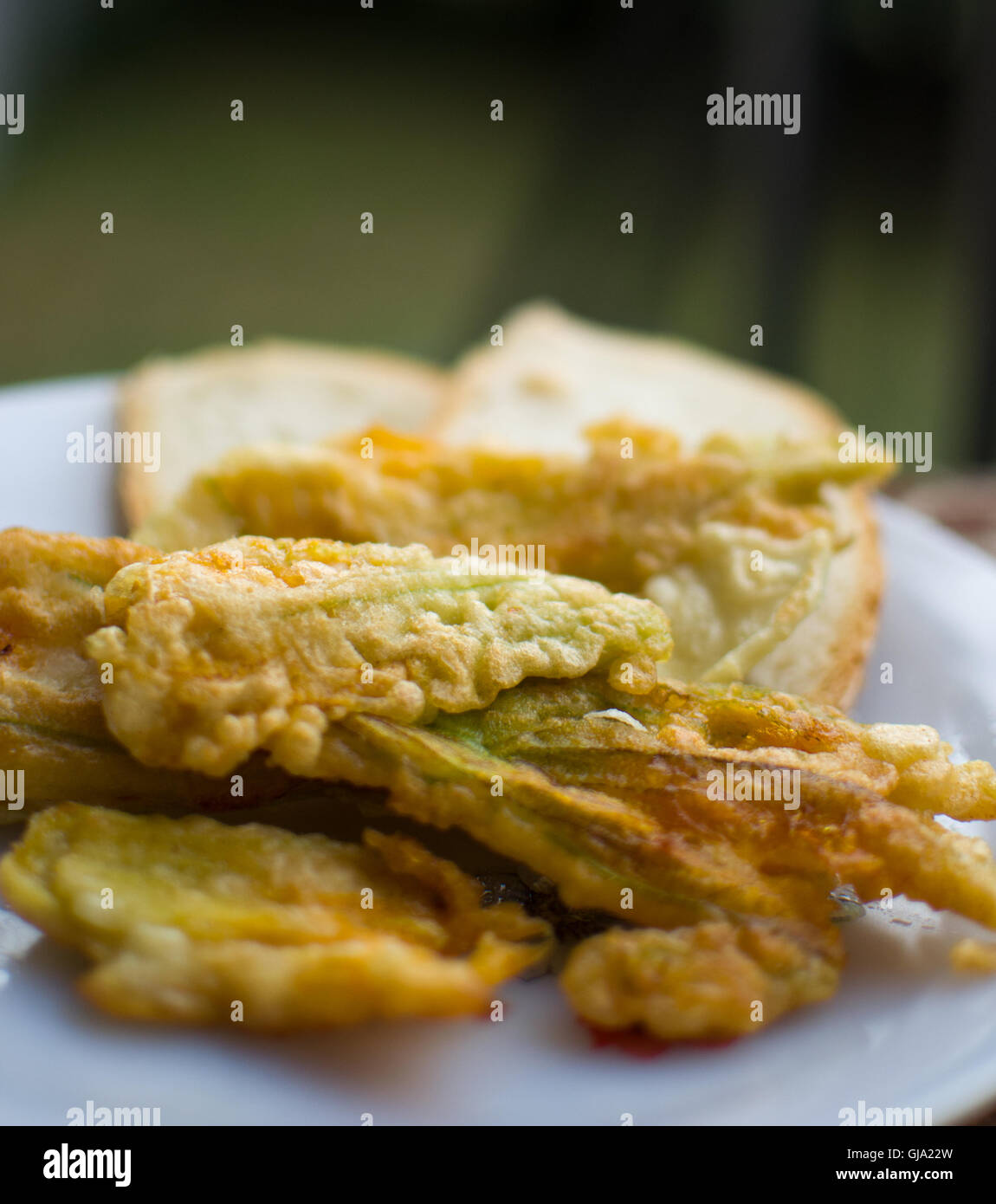 Courgette flowers hi-res stock photography and images - Alamy
