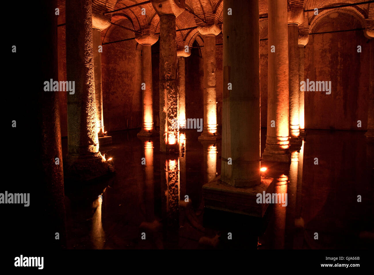 Yerebatan cistern museum byzantine hi-res stock photography and images ...