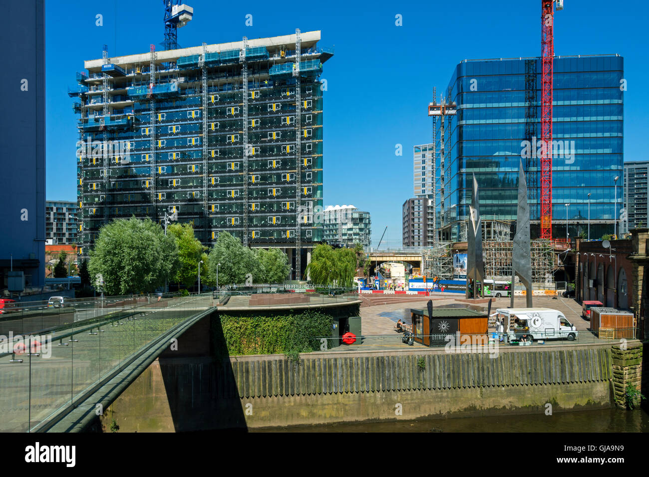 The CitySuites apartment block and 101 Embankment office development ...