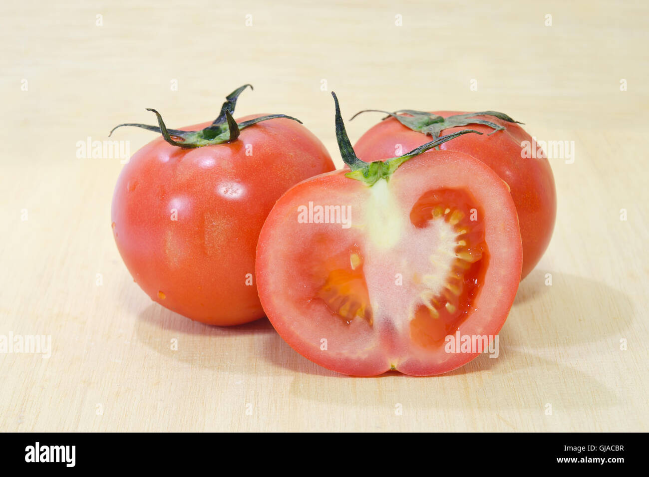 Tomate isolated hi-res stock photography and images - Alamy
