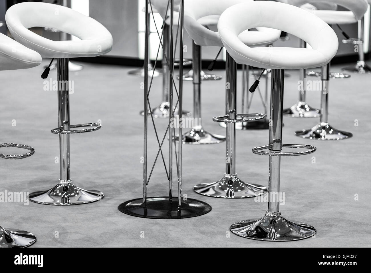 Bar black counter stools hi-res stock photography and images - Alamy