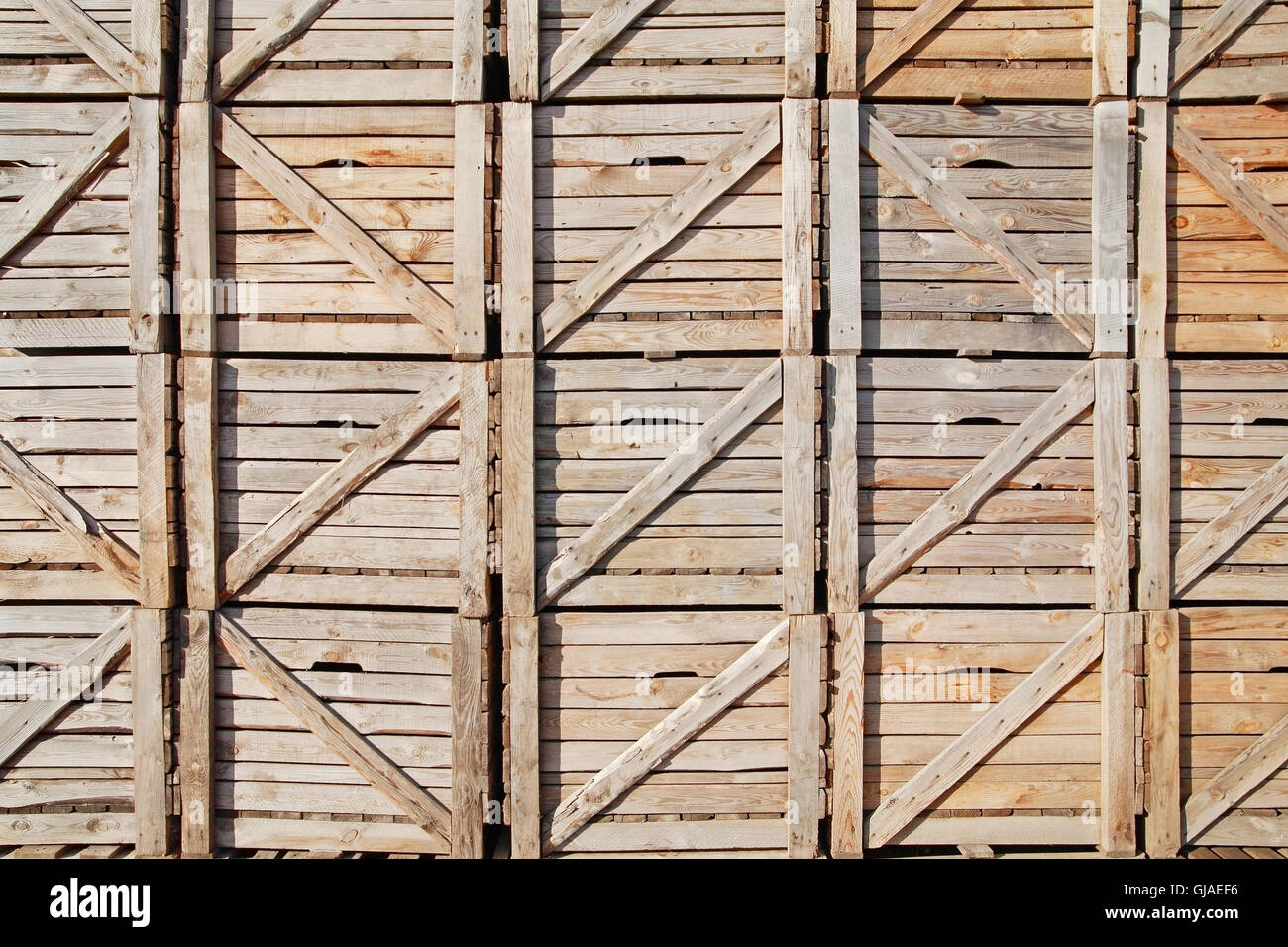 Stacked wooden crates hi-res stock photography and images - Alamy
