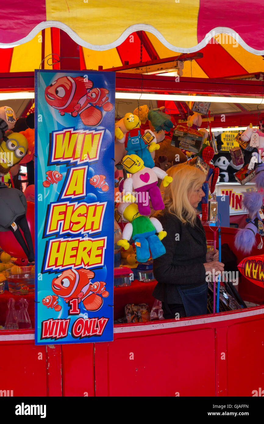 Fair ground goldfish hi-res stock photography and images - Alamy