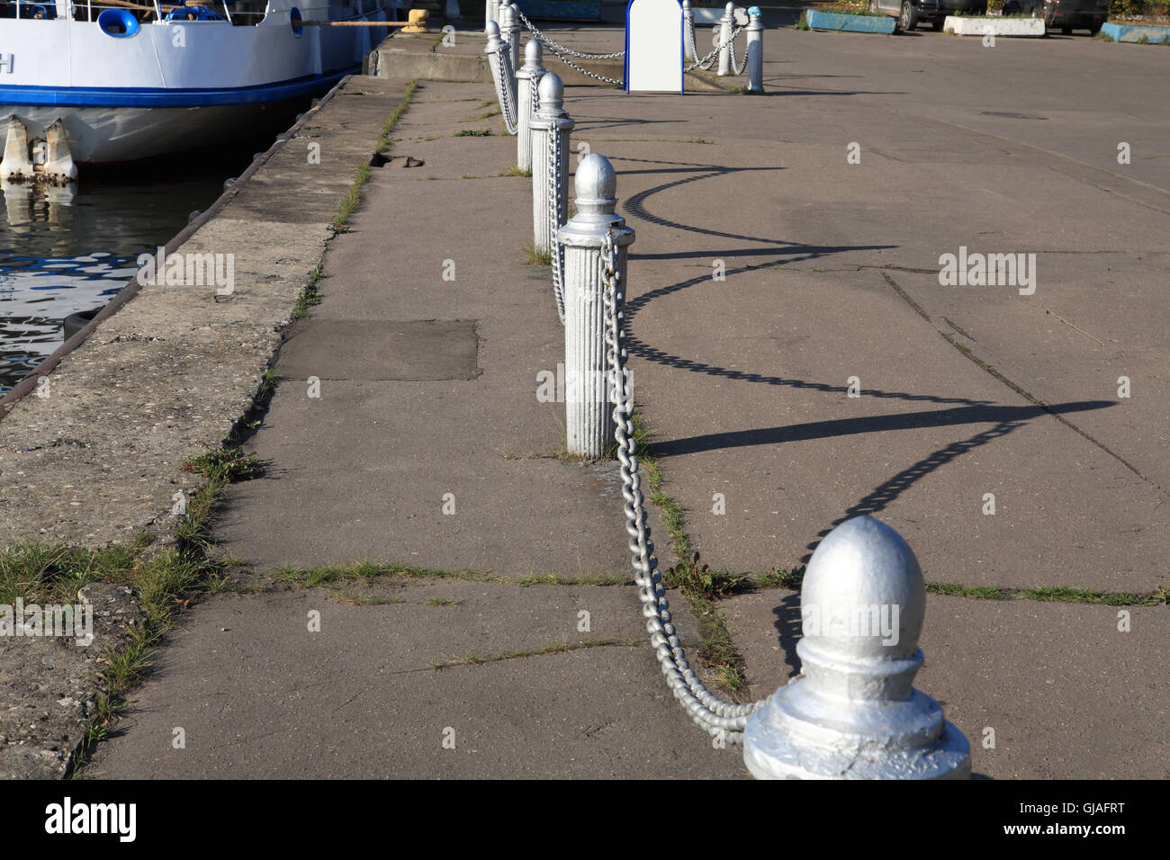 fence of river port Stock Photo - Alamy
