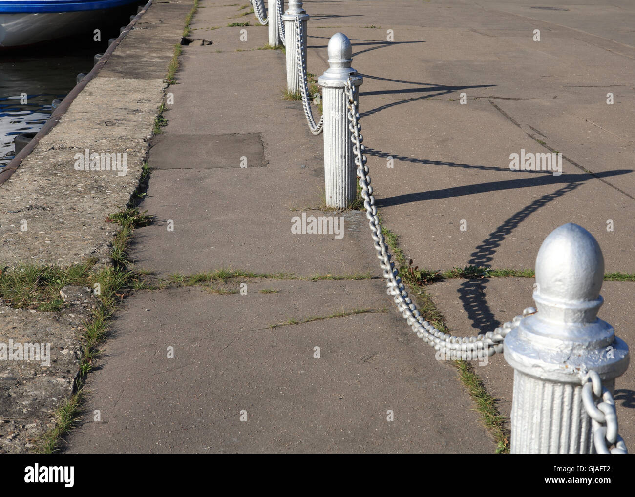 fence of river port Stock Photo - Alamy