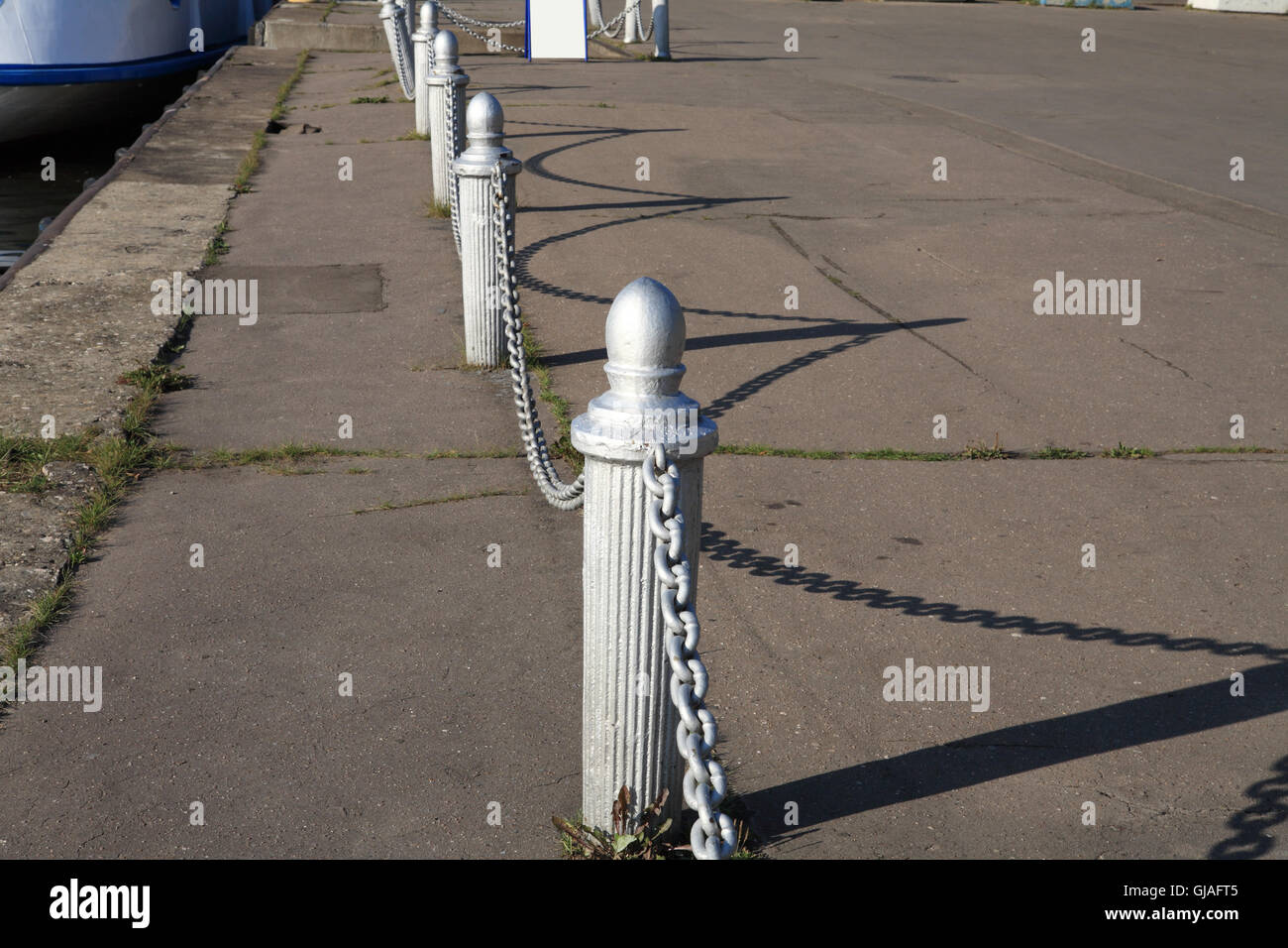 fence of river port Stock Photo - Alamy