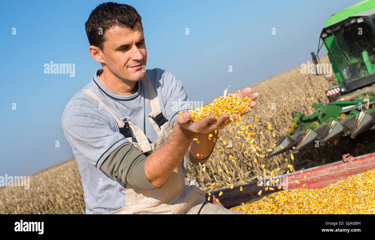 Happy farmer hi-res stock photography and images - Alamy