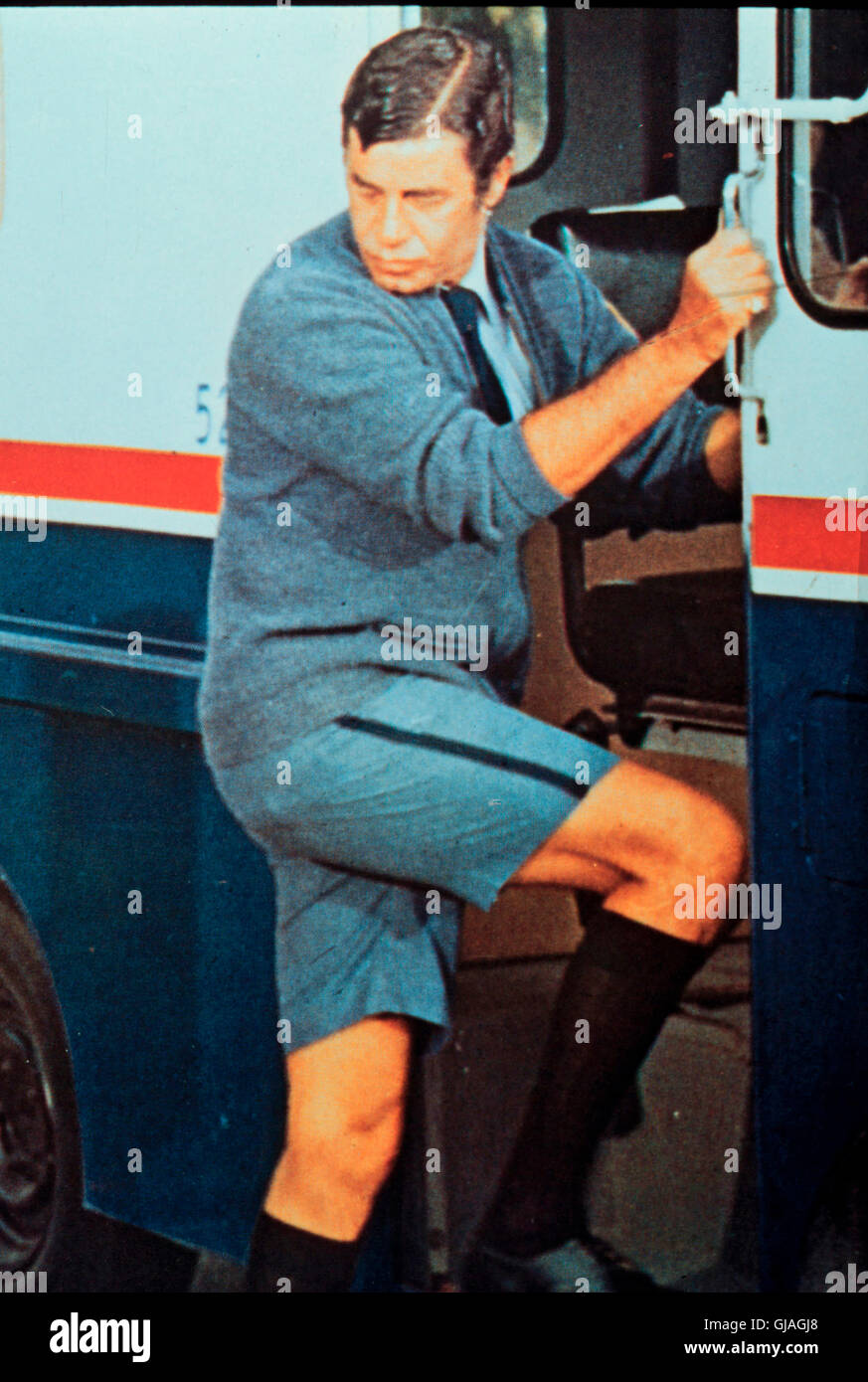 ALLES IN HANDARBEIT - Bo Hooper(JERRY LEWIS) ist Clown mit Leib und ...