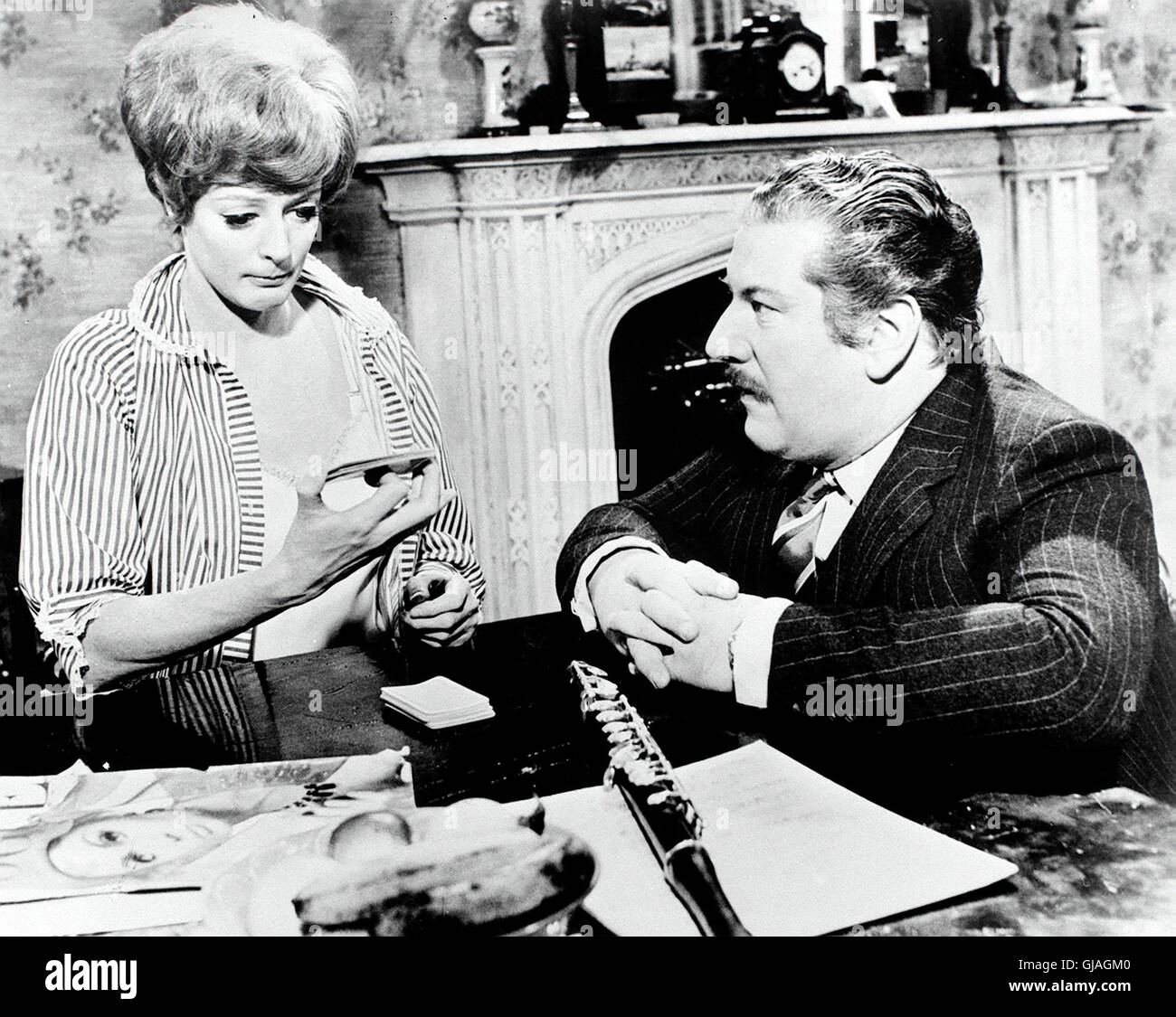 DAS MILLIONENDING- Anfangs ahnt die etwas schusselige Patty Terwilliger ...