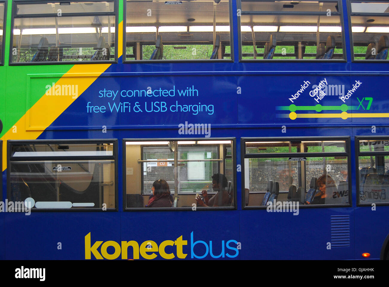 Bus wifi hi-res stock photography and images - Alamy