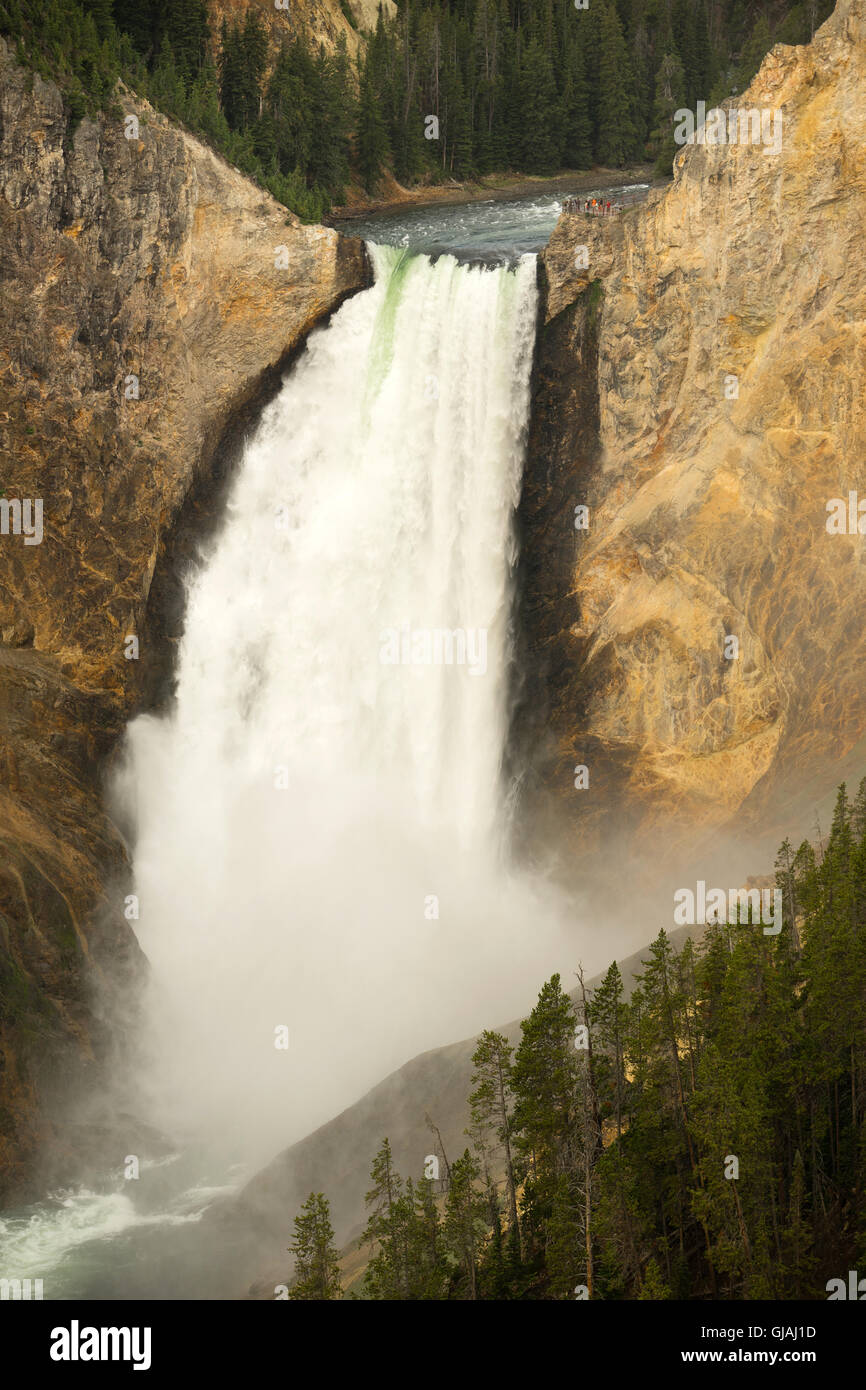 Edge yellowstone river canyon hi-res stock photography and images - Alamy