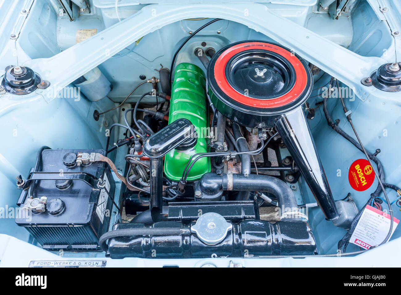 Car engine bay hi-res stock photography and images - Alamy