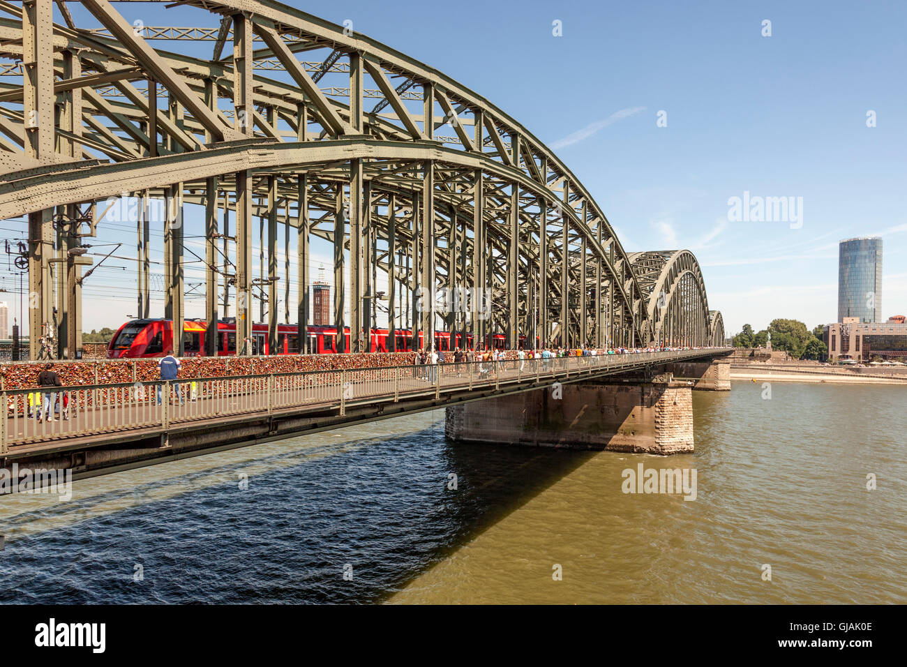 Cologne bridge hi-res stock photography and images - Alamy