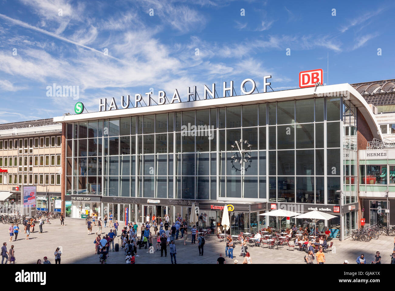 Cologne central main train hi-res stock photography and images - Alamy