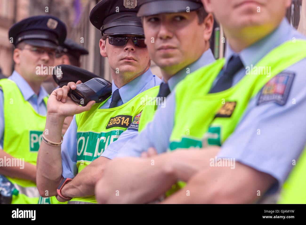 Policeman uniform hi-res stock photography and images - Alamy