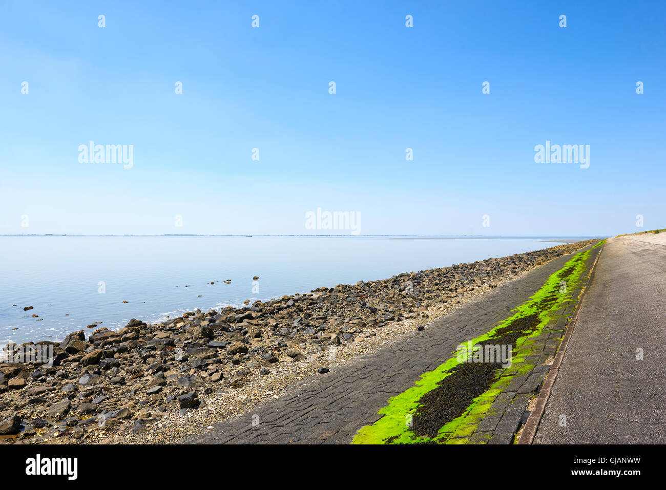 Oesterdam (Oysterdam), the longest dam of the Delta Works in the ...