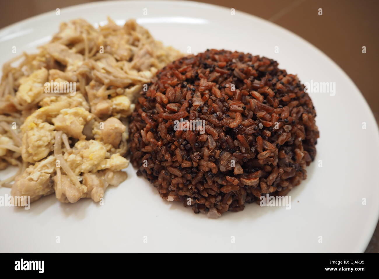 Red rice steamed with quinoa Stock Photo - Alamy