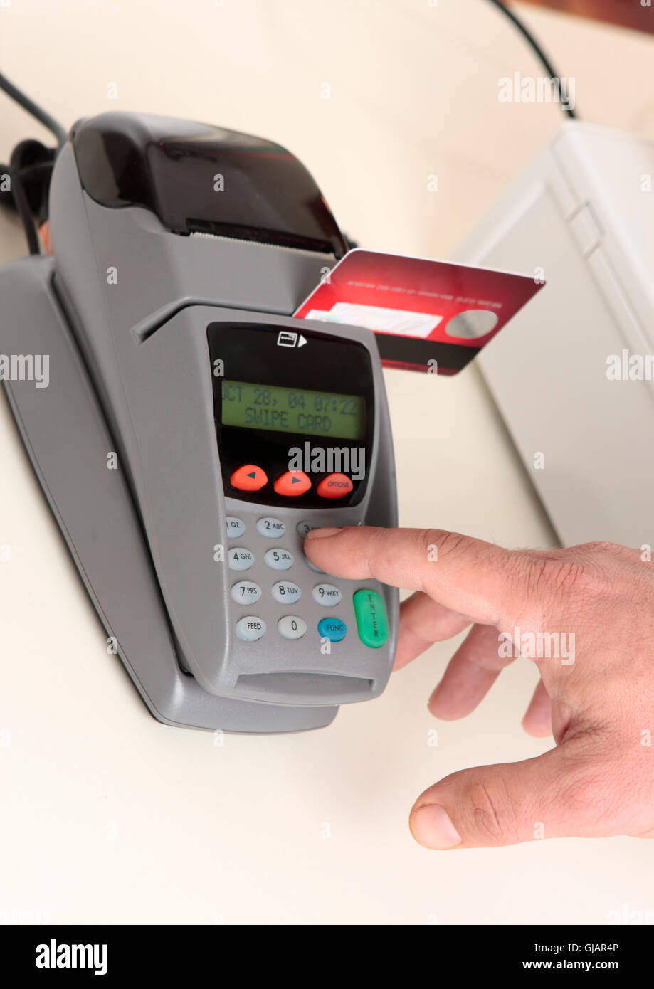 Debit card transaction hi-res stock photography and images - Alamy