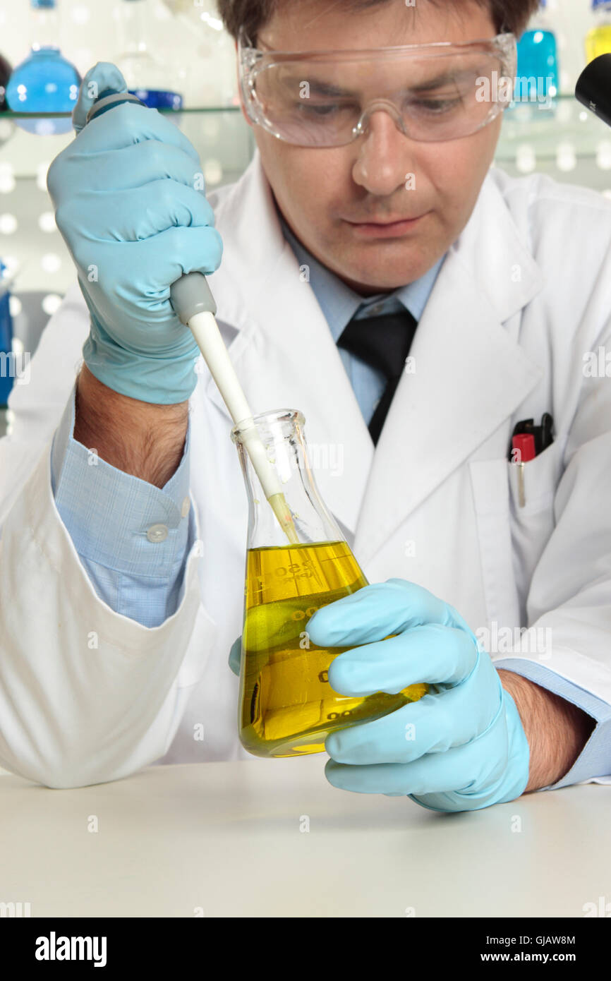 Scientist in laboratory Stock Photo - Alamy