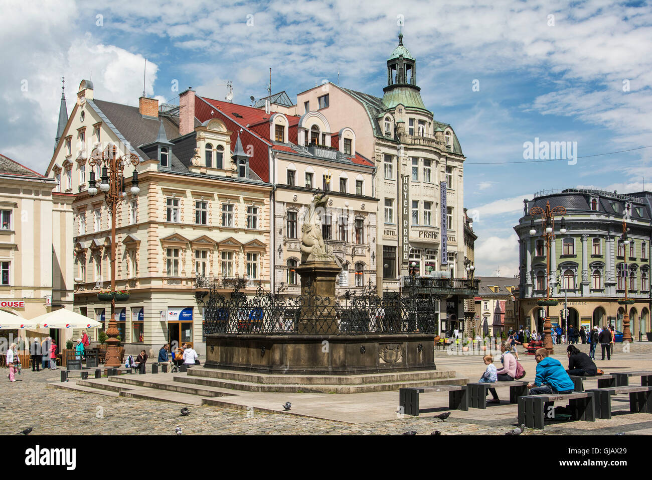 Marketplace with nice houses hi-res stock photography and images - Alamy