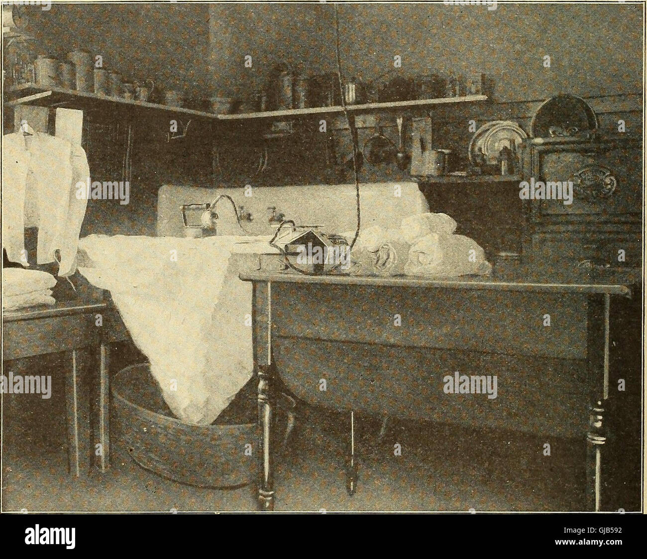 Popular electricity magazine in plain English (1913 Stock Photo - Alamy
