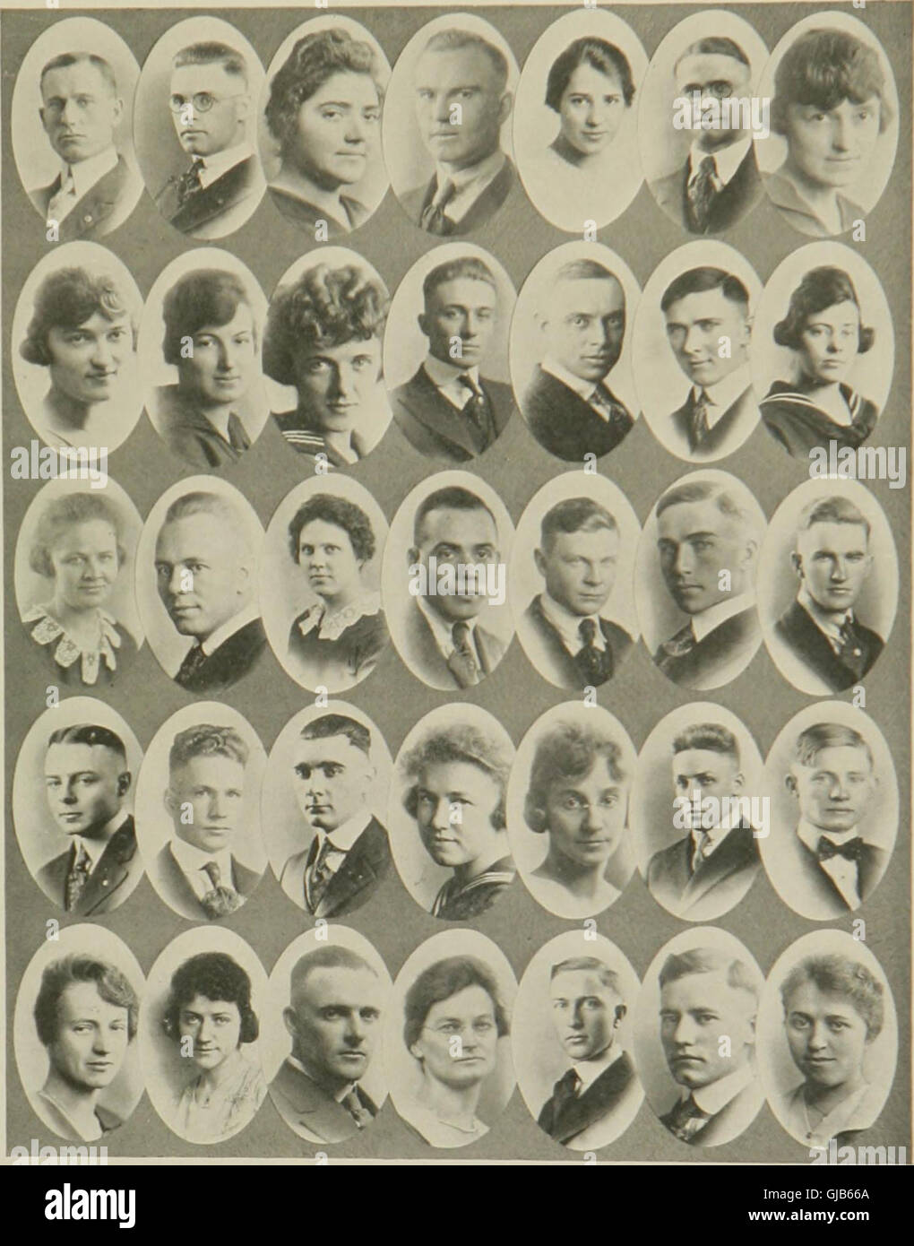 University fraternity brothers hi-res stock photography and images - Alamy