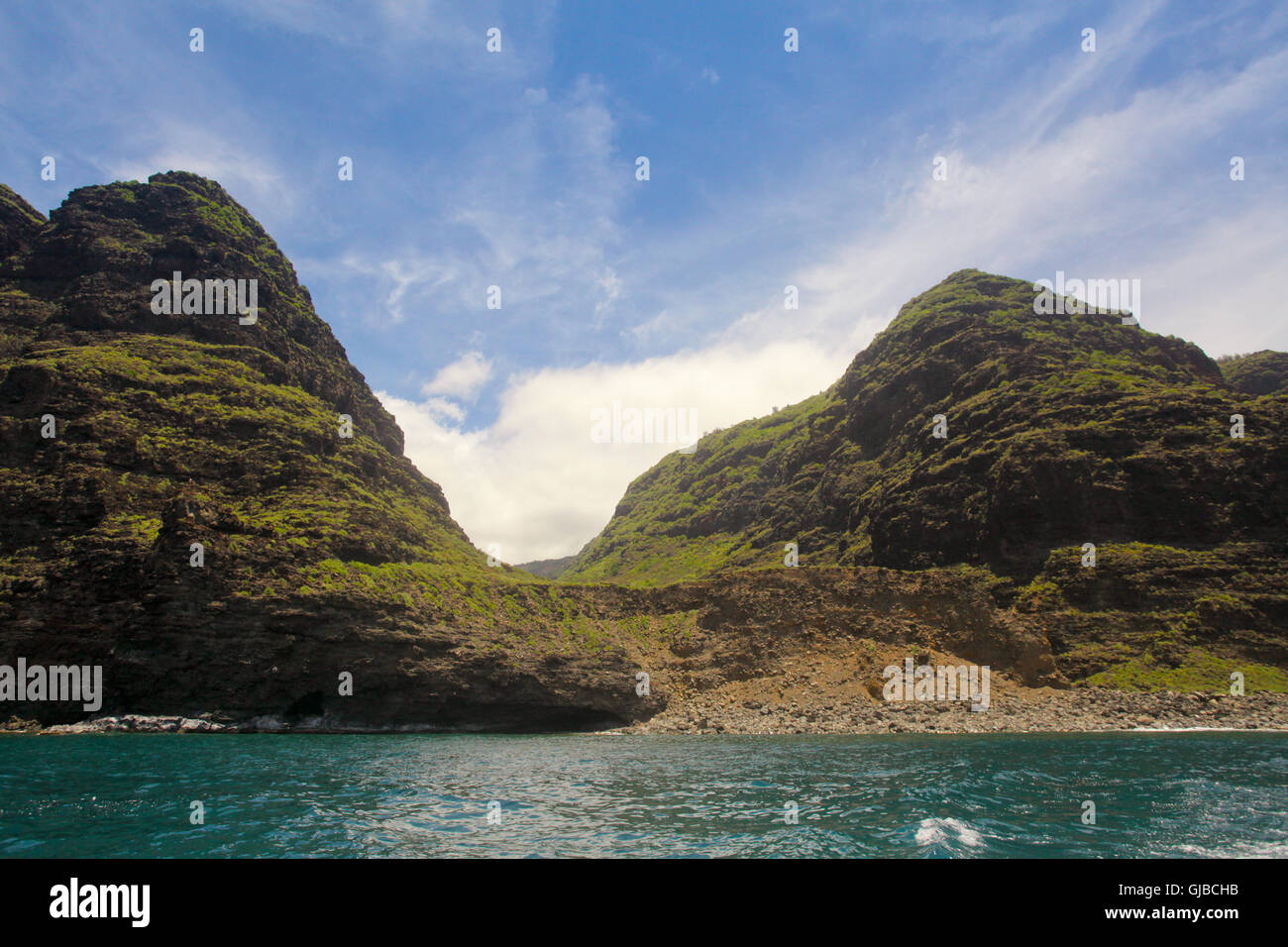 The rugged NaPali Coastline of Kauai, Hawaii Stock Photo - Alamy