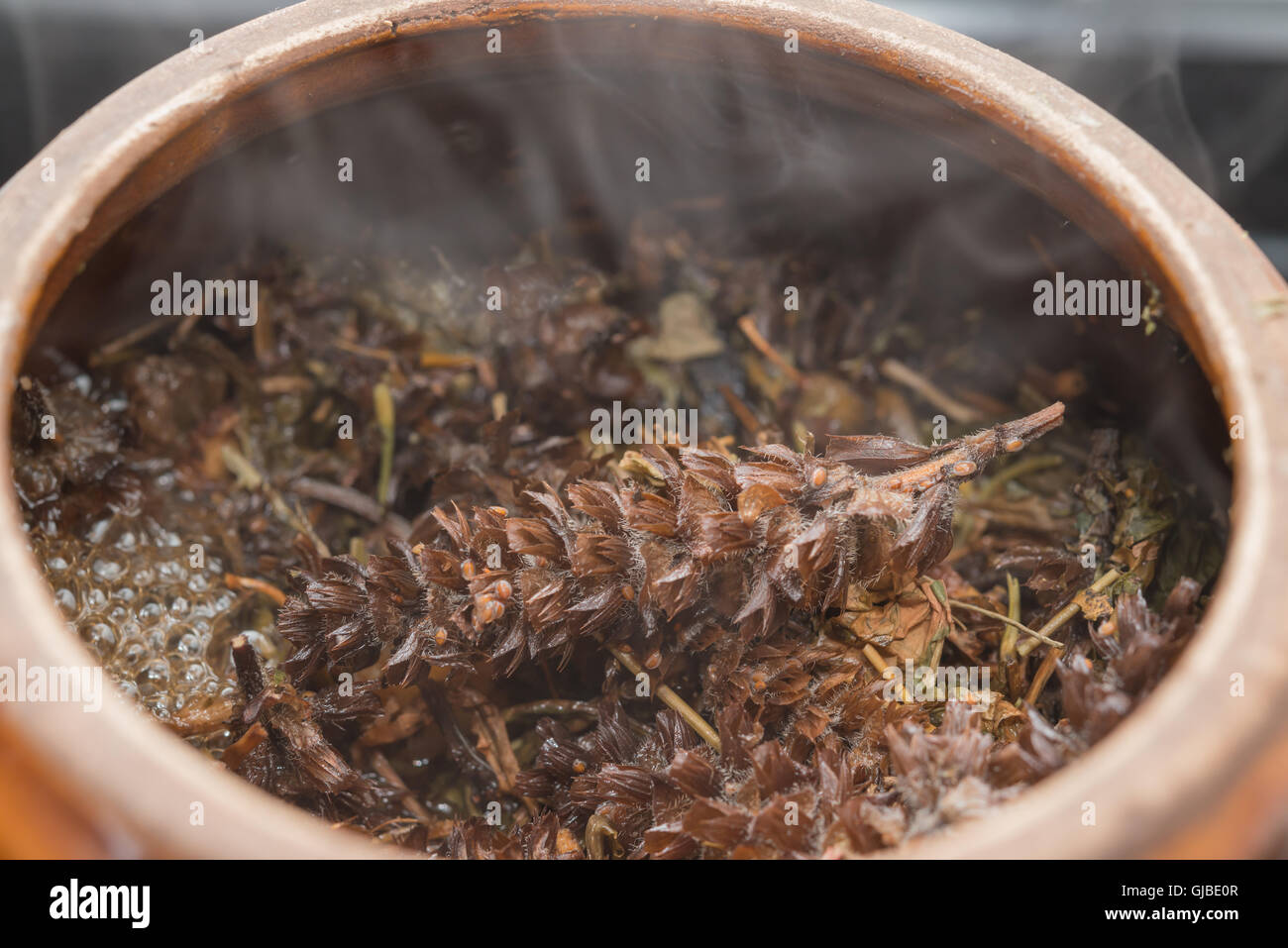 Medicinal pot hi-res stock photography and images - Alamy