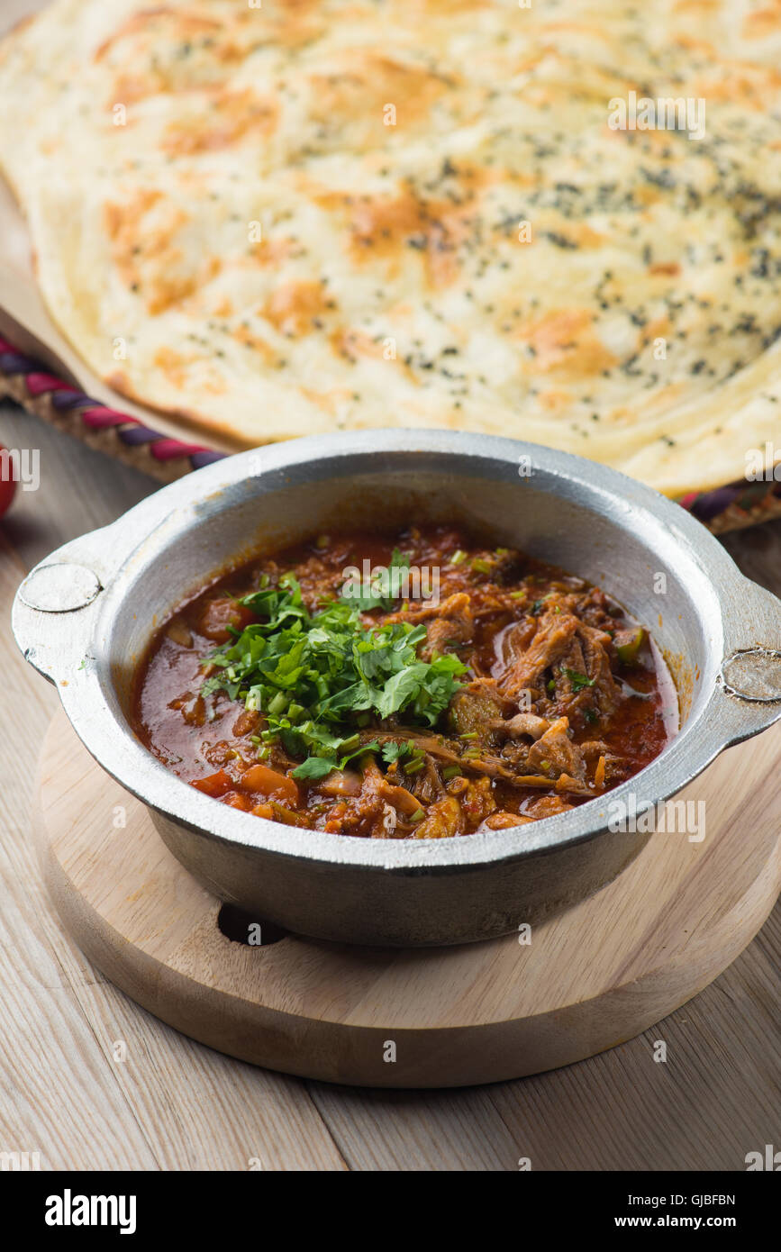 Yemeni cuisine hi-res stock photography and images - Alamy
