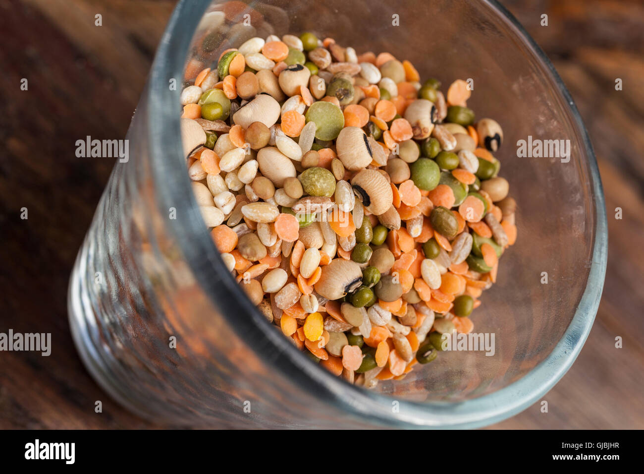 Legumes hi-res stock photography and images - Alamy